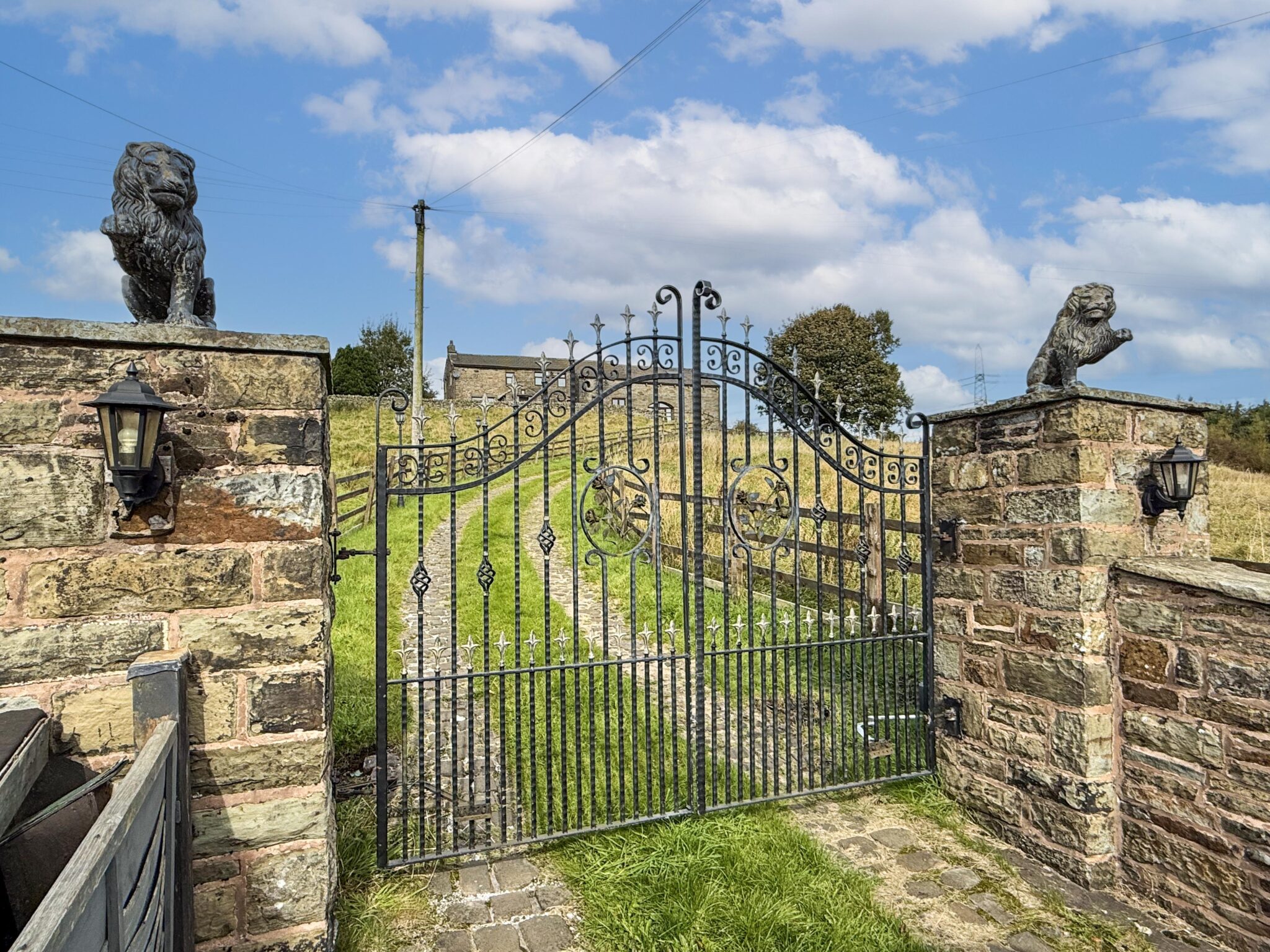 Waterhouse Farm, Dean Lane, Water, Rossendale, BB4 9RA - Coppenwall ...